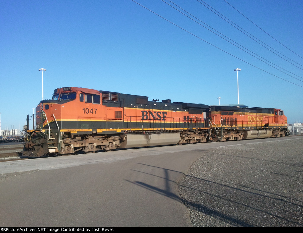 BNSF 1047